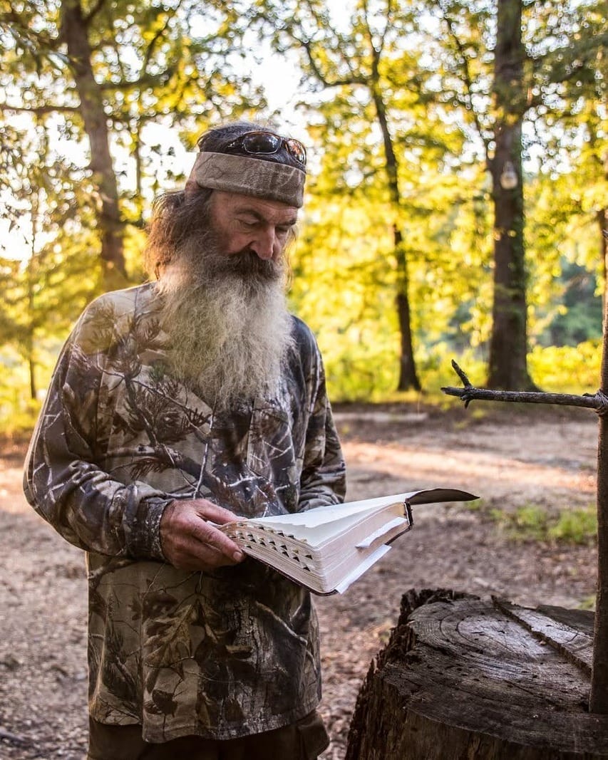 Phil Robertson of ‘Duck Dynasty’ Passes at 79 • Over Here Houston